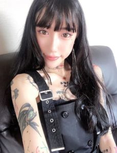 Sui Mizumori สาวสักสายดาร์คพร้อมพรากพรหมจรรย์ ไม่สนใจเสื้อผ้า สนใจท่ามากกว่า - เห้ยดูดิ !! โอตา ...