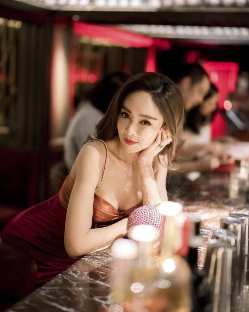 เปิดวาร์ป ประวัติ เป้ย ปานวาด เหมมณี นักแสดงลุคเซ็กซี่สู่คุณแม่สายหวาน