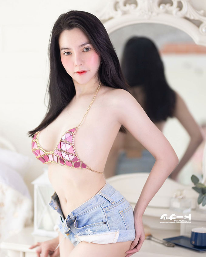 เปิดวาร์ป น้องพลอย Ploybarbie Pink ไอดอลงานดี แซ่บกระแทกตา