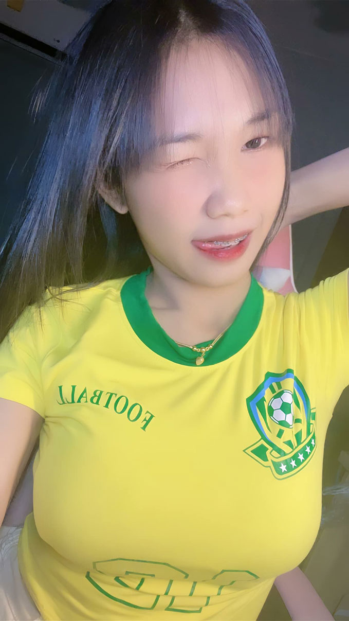 เปิดวาร์ป น้องหนูหิ่น Num Aritsara สาวสตรีมมิ่ง เสน่ห์แรง หน้าติดตาม